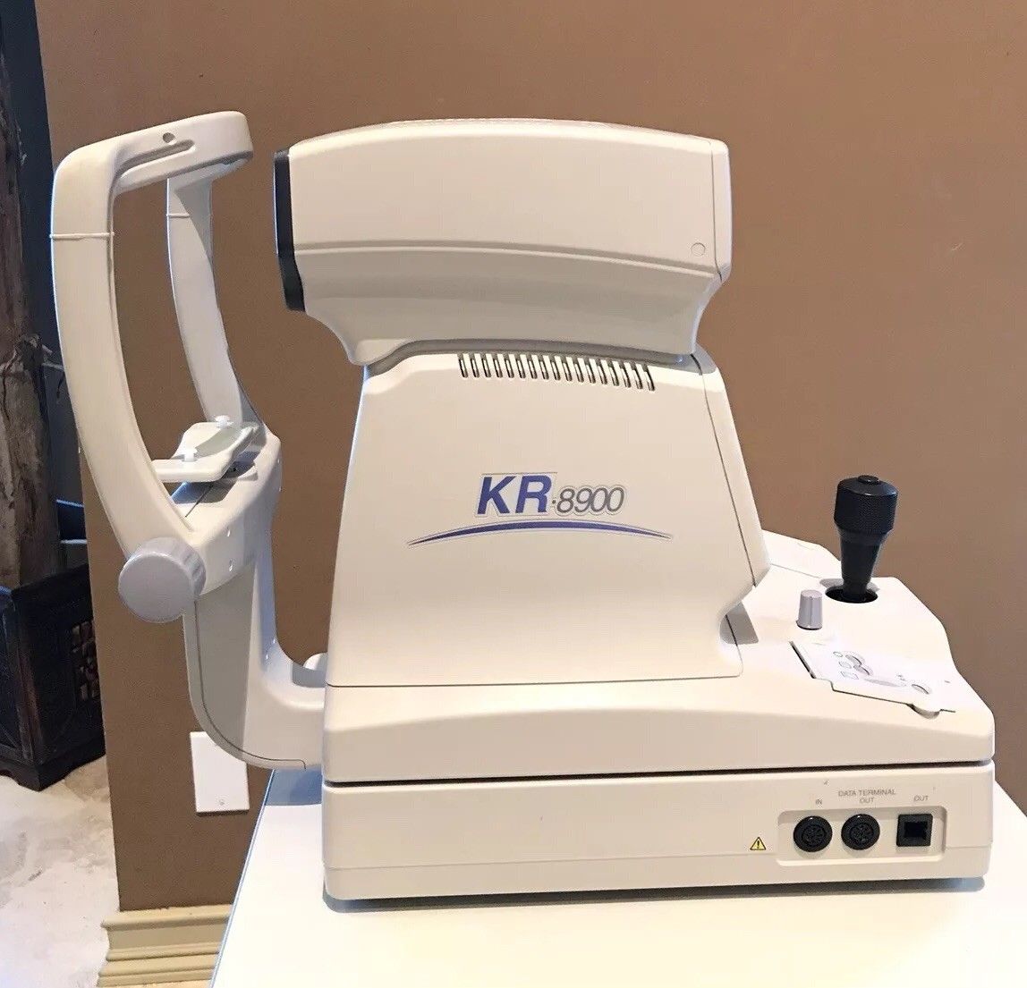 Topcon KR-8900 Autorefractor Keratometer - Made Medical Supplies | Medical Device Indonesia